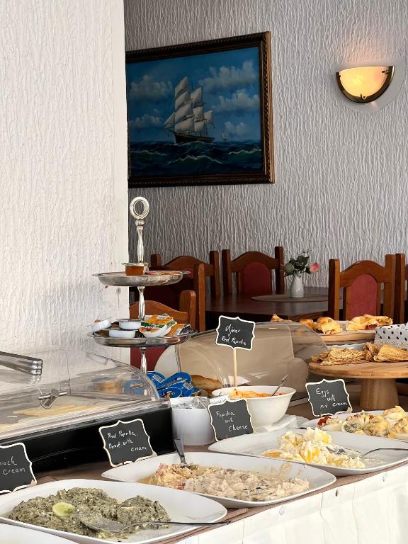 Donna, Ulcinj (updated prices 2025)