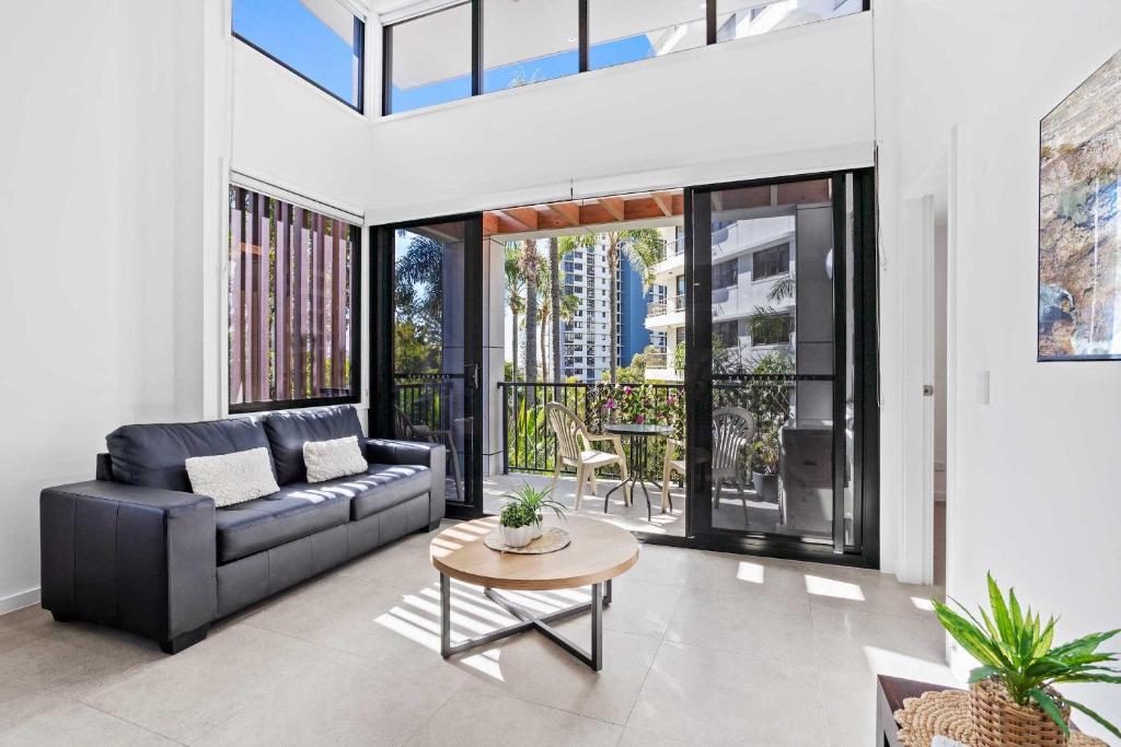 The Aubrey Boutique Apartments - Hosted by Coastal Letting Co., Gold ...