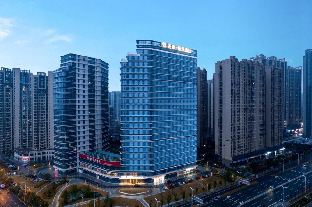 Mehood Lestie, Changsha Moon Island Jar Ridge, Changsha (updated prices ...