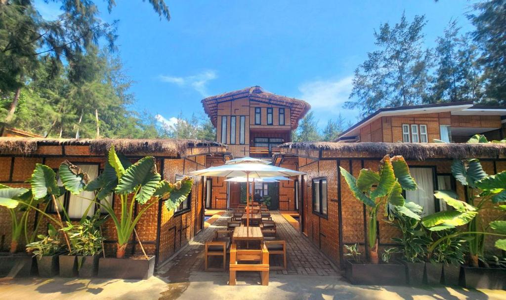 Beach Resort in Zambales S2, San Felipe (updated prices 2025)