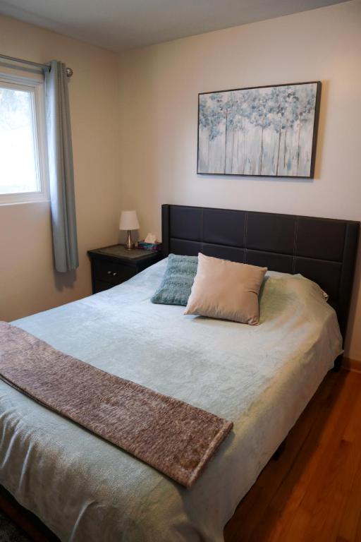 The Tidal Bore Room, Moncton (updated prices 2025)