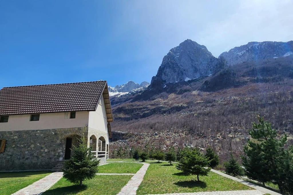 Oda e Arbërit, Bogë (precios actualizados 2025)