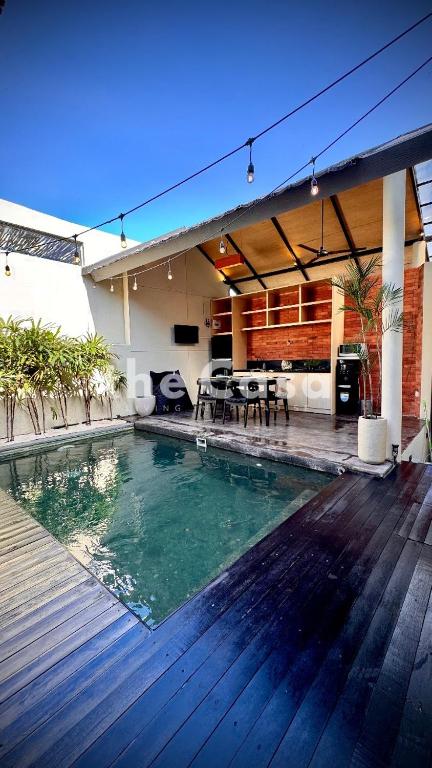 Adrian Villa, Canggu (updated prices 2025)