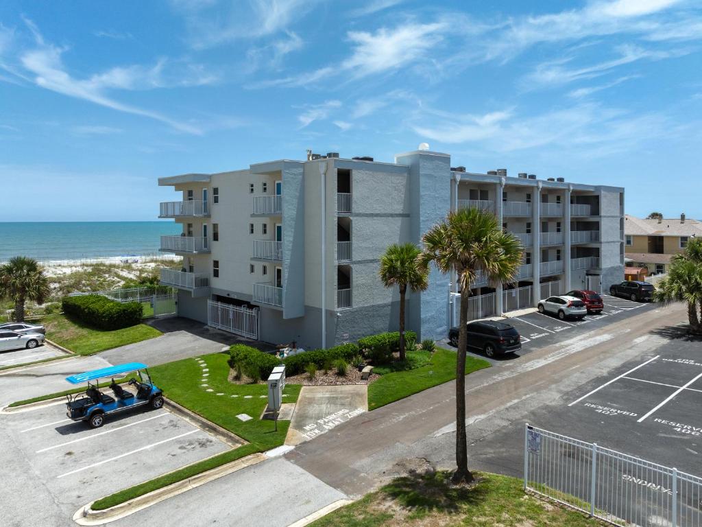 Jacksonville Beachdrifter 406, Jacksonville Beach (updated prices 2025)