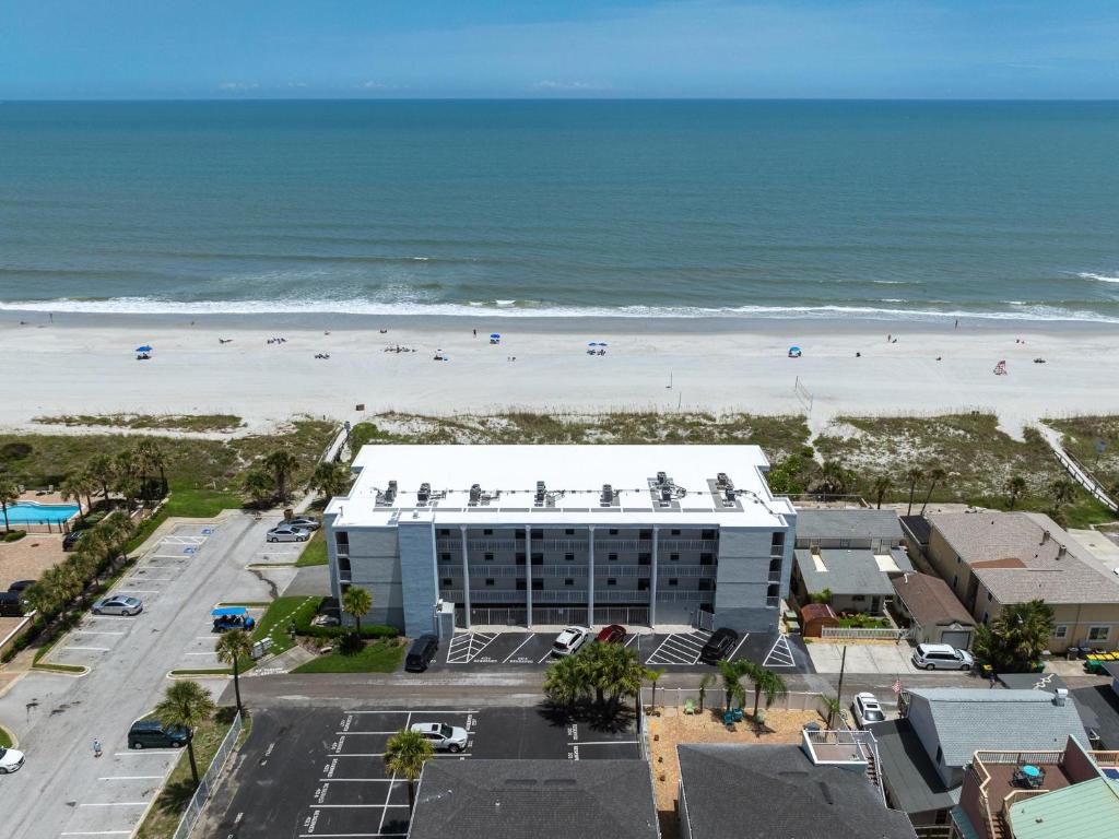 Jacksonville Beachdrifter 406, Jacksonville Beach (updated prices 2025)
