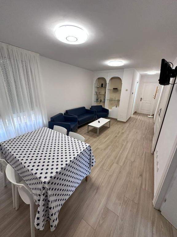 SOMO EMBARCADERO 2 hab 100MTRS PLAYA, Somo (updated prices 2025)