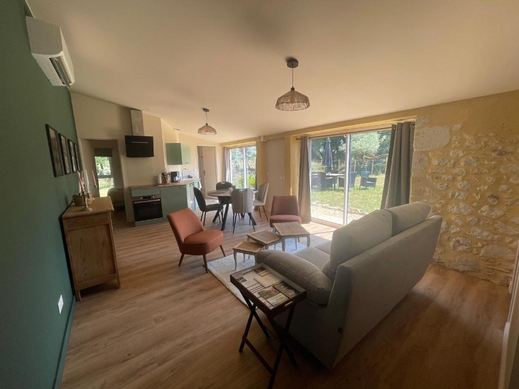 Le Clos de la Borie, Saint-Antoine-de-Breuilh (updated prices 2025)