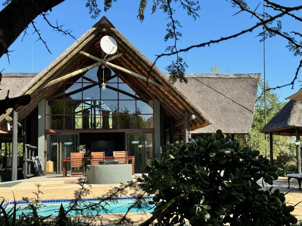 Pangolin Game Lodge - Self Catering, incl 2 game drives per day ...