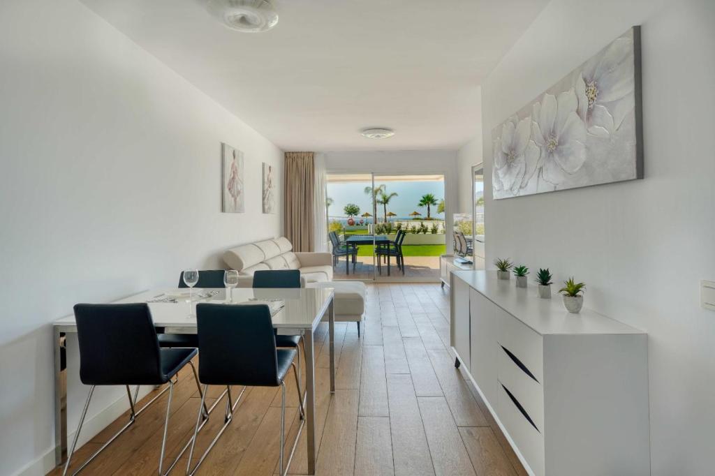 Bright and nice garden apartment Calaceite, Torrox Costa (updated ...