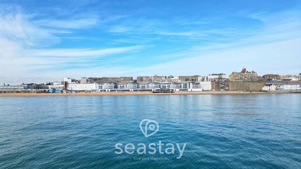 Sunrise Escape 2 Bed Inc Parking, Ramsgate (updated prices 2025)