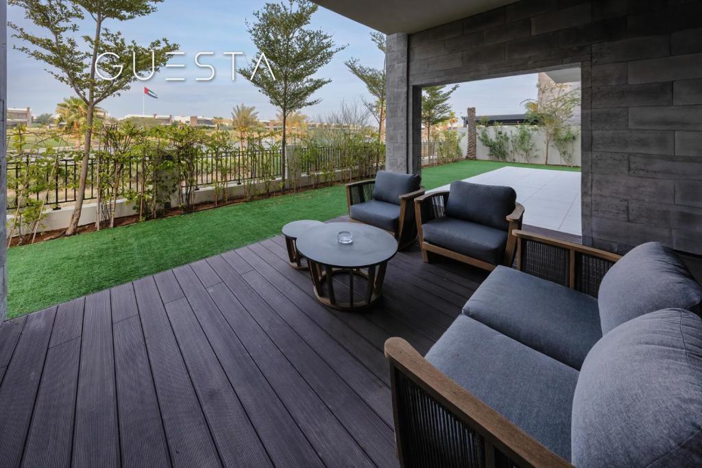 Damac Hills - Villa with Golf Course and Lake View, Dubai (updated ...