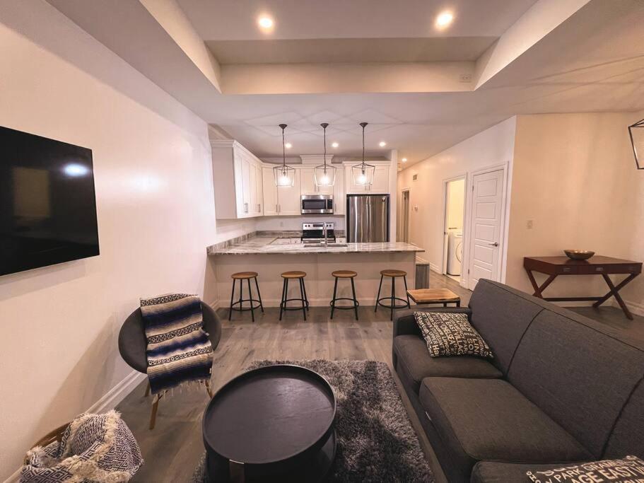 LUX House 2 Bedrooms 2 Bathroom, Windsor (updated prices 2025)