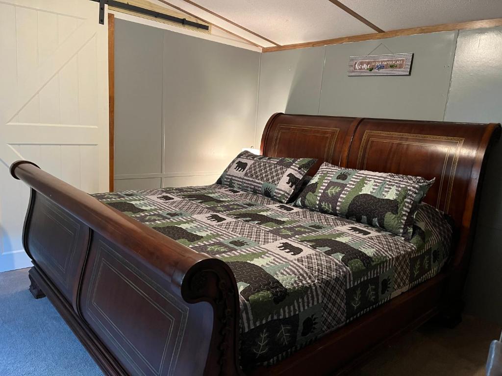 Maple Street Overlook, Bryson City (updated prices 2026)