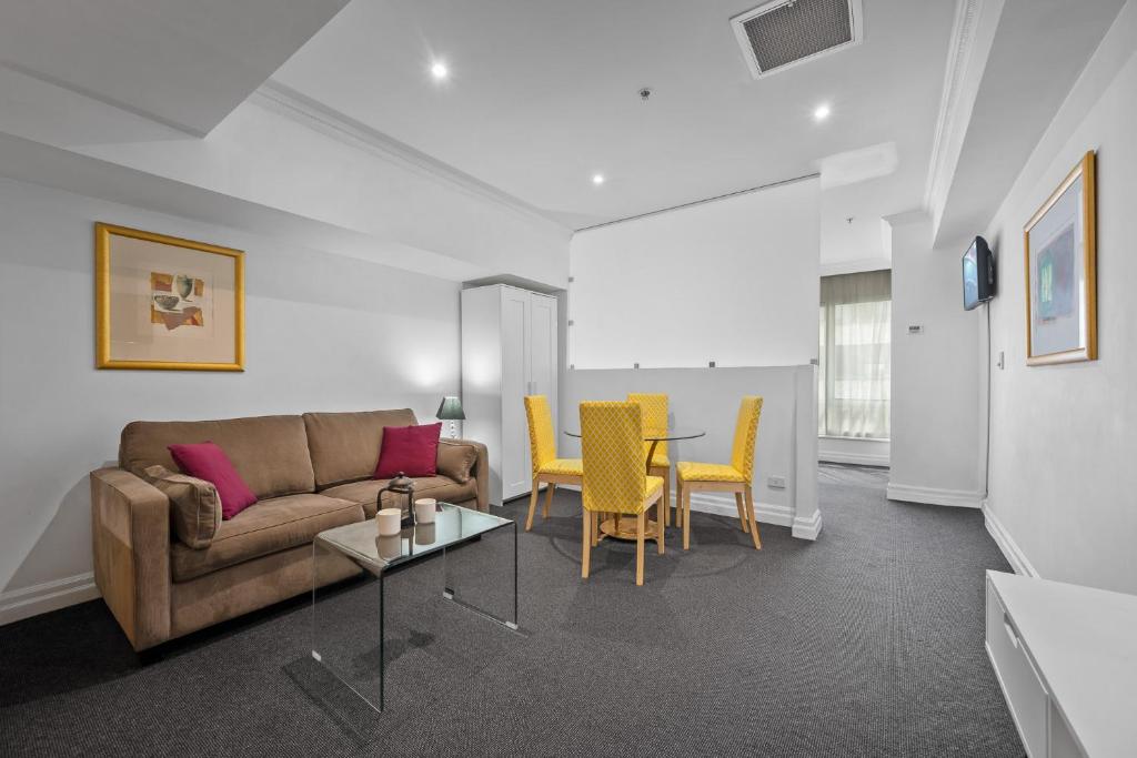 Sydney City Circular Quay Hotel Style Studio Perfect Locations Sleeps 4 ...
