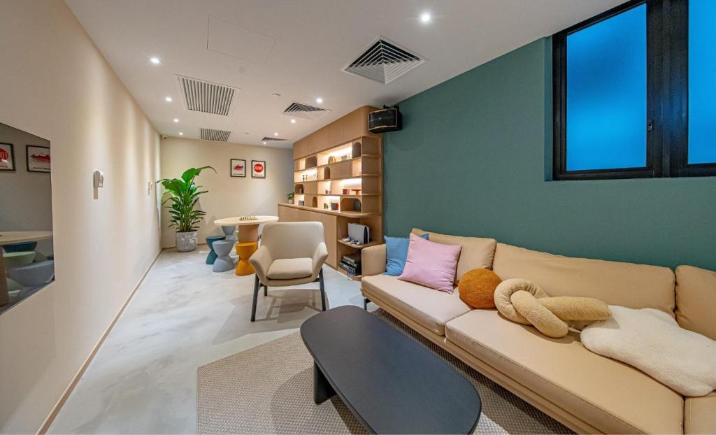 Weave Studios - Kowloon West, Hong Kong (updated prices 2025)