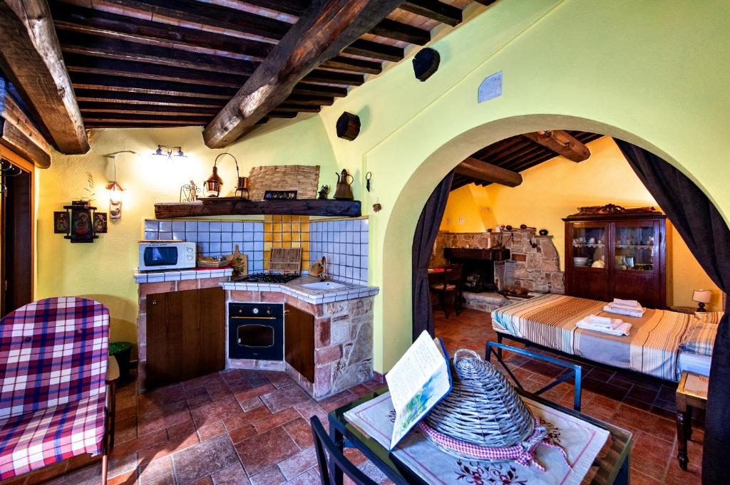 Rustico dell'Aia d'alto, Fabriano (updated prices 2026)
