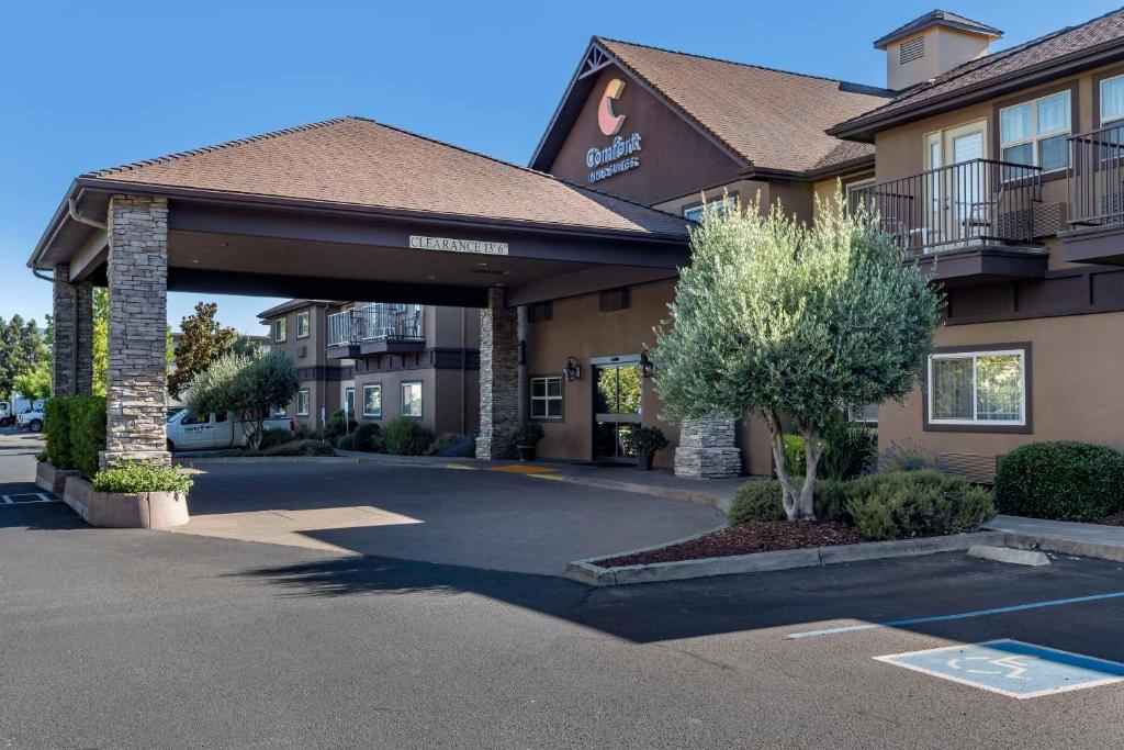 Comfort Inn & Suites Ukiah Mendocino County, Ukiah (updated prices 2025)