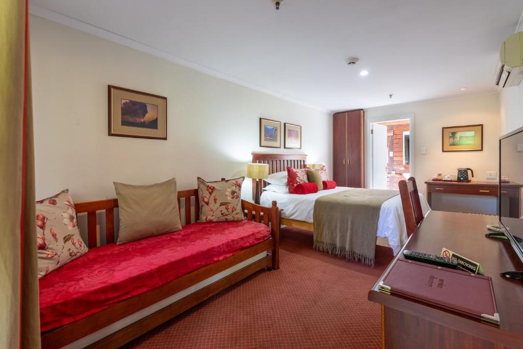 Knysna Log-Inn Hotel, Knysna (updated prices 2025)