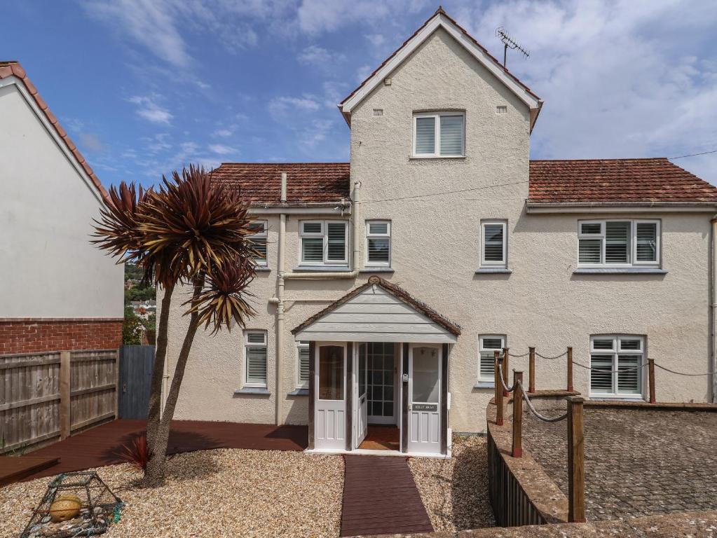 Kelly Bray, Lyme Regis (updated prices 2026)