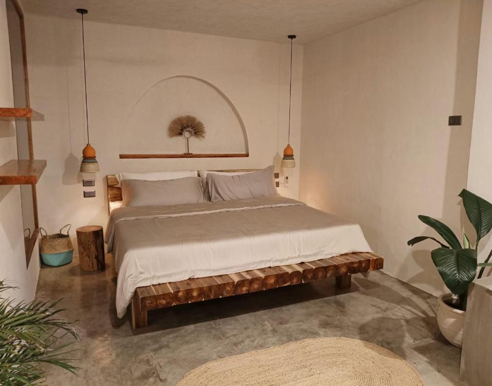 Isla studio, General Luna (updated prices 2025)