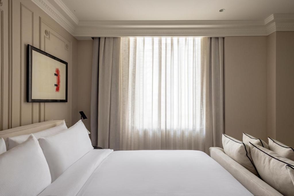 The Caesar Hotel, London (updated prices 2025)