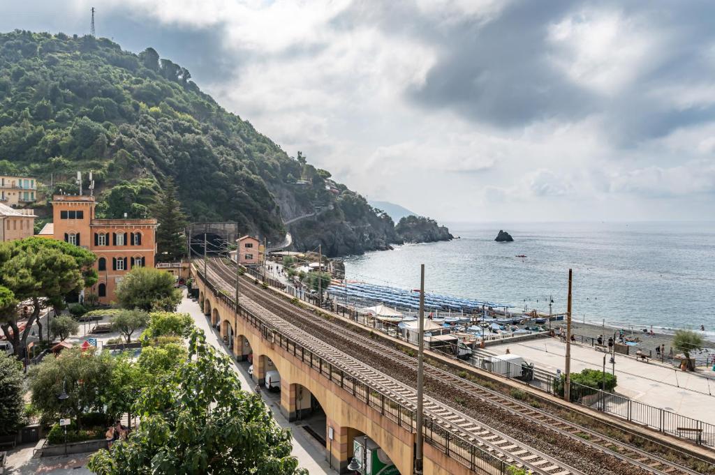 Monterosso al Mare! Seaview Flat, Monterosso al Mare (precios ...