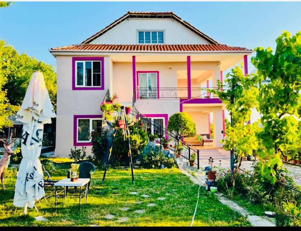 vila erjon, Mëmëlisht (updated prices 2025)