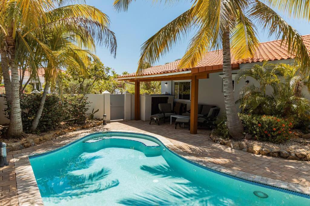 Lovely Villa Tranquilo, Palm-Eagle Beach (precios actualizados 2025)