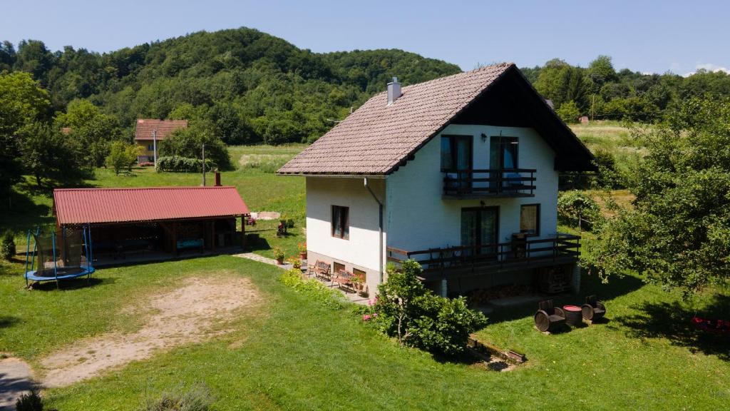 Family friendly house with a parking space Hreljin Ogulinski, Gorski ...