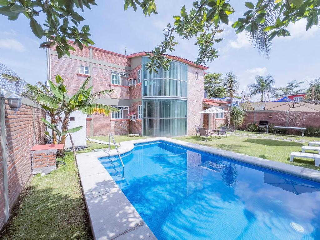 Spacious Family House in Cocoyoc Pool & BBQ Area, Cocoyoc (updated ...