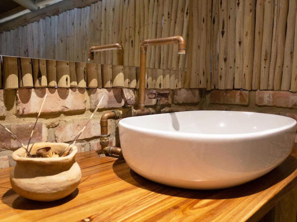 Ndhovu Safari Lodge, Mahango (updated prices 2025)