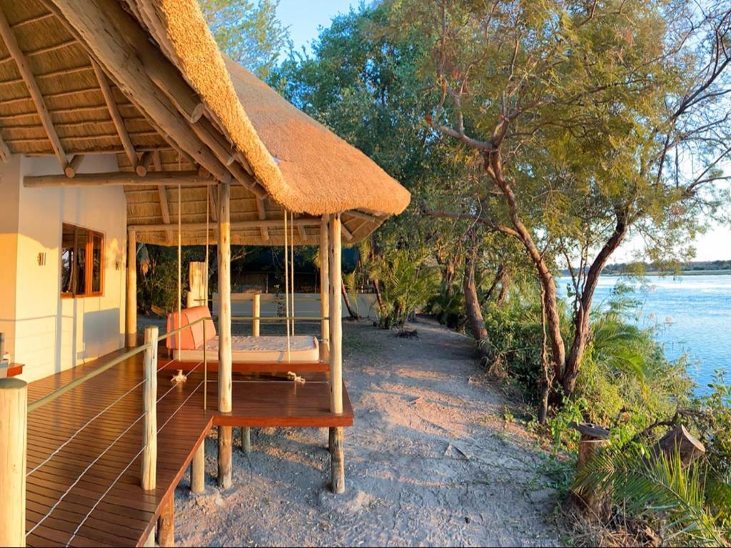 Ndhovu Safari Lodge, Mahango (updated prices 2025)