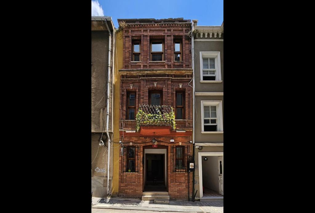 Mahzen Otel, Istanbul (updated prices 2025)