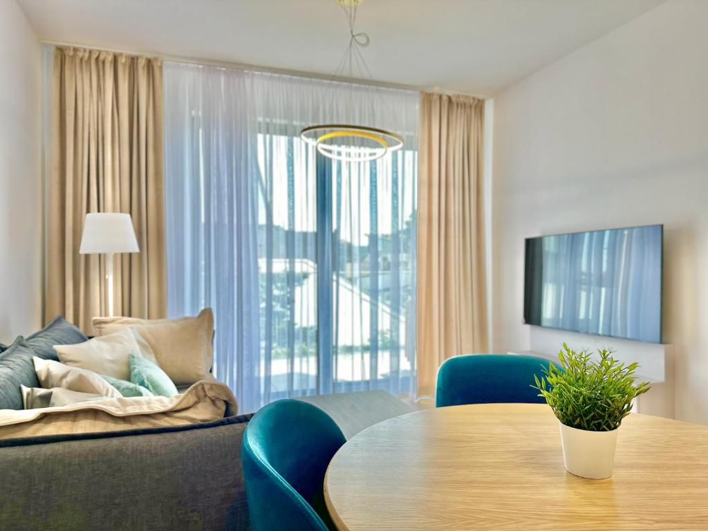 Euronia Ana Tour, Międzyzdroje (updated prices 2025)