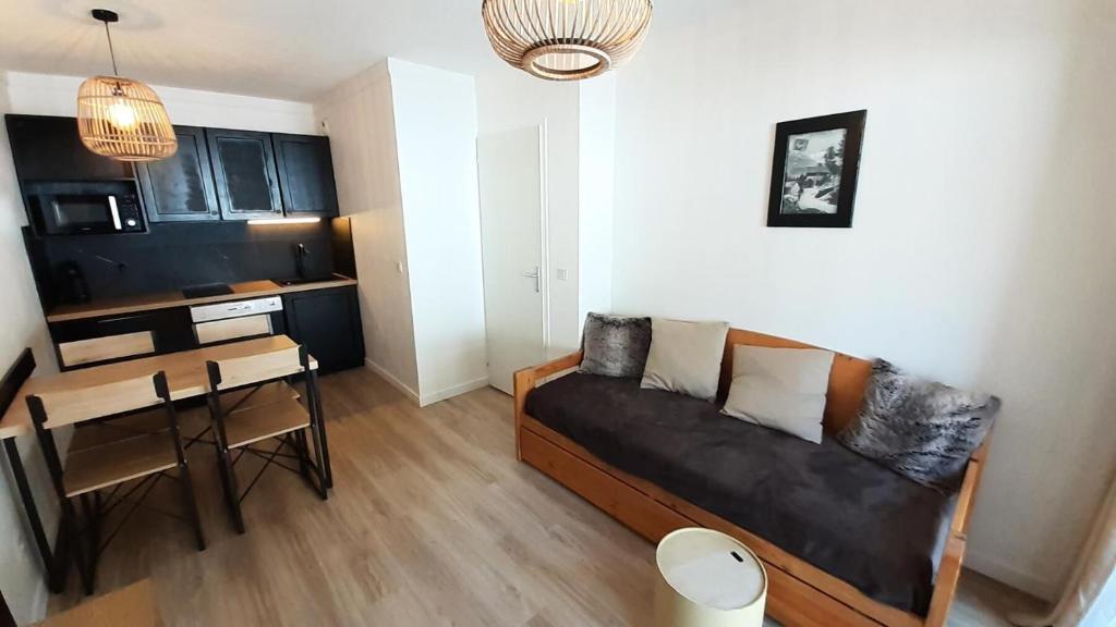 Chalets Du Thabor - 2 Pièces pour 4 Personnes 46, Modane (updated ...