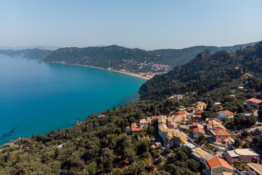 Ourania Apartment 2, Pentati (updated prices 2025)