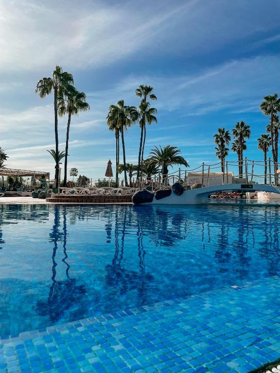 Cosy flat with sea view, pool and terrace in Altamira-complex in Costa Adeje - Playa del Duque ...