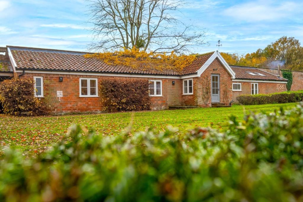 The Pottage, Hoxne (updated prices 2025)