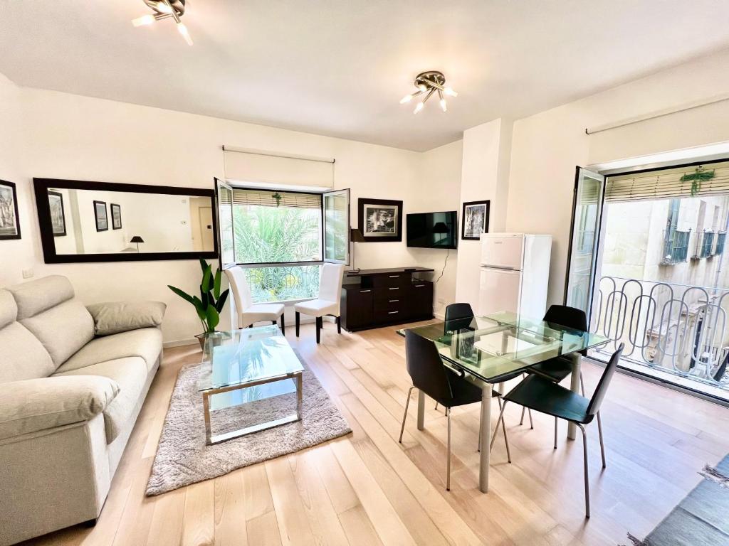 Precioso apartamento en centro histórico de Alicante, Alicante (updated ...