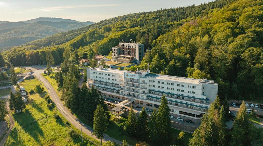 Balvanyos Resort - Peakture Hotel & Grand Hotel Balvanyos, Balvanyos ...
