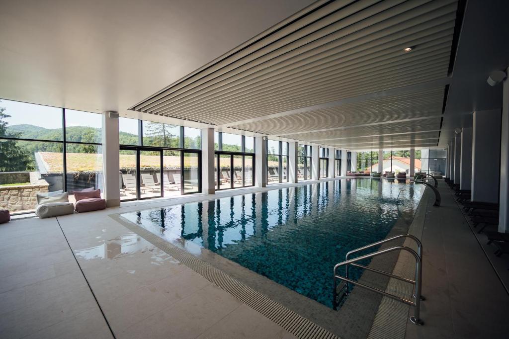 Balvanyos Resort - Peakture Hotel & Grand Hotel Balvanyos, Balvanyos ...