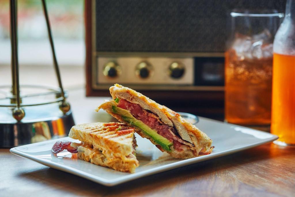Graduate by Hilton Madison, Madison (updated prices 2025)