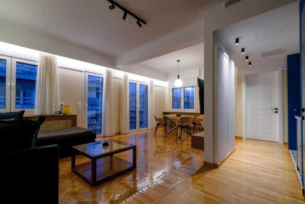 Smart Apartment next to Exarcheia Square, Peridot - Homes, Athens ...