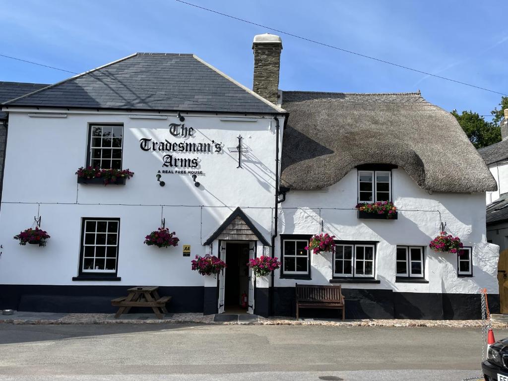 The Tradesmans Arms, Kingsbridge (updated prices 2026)