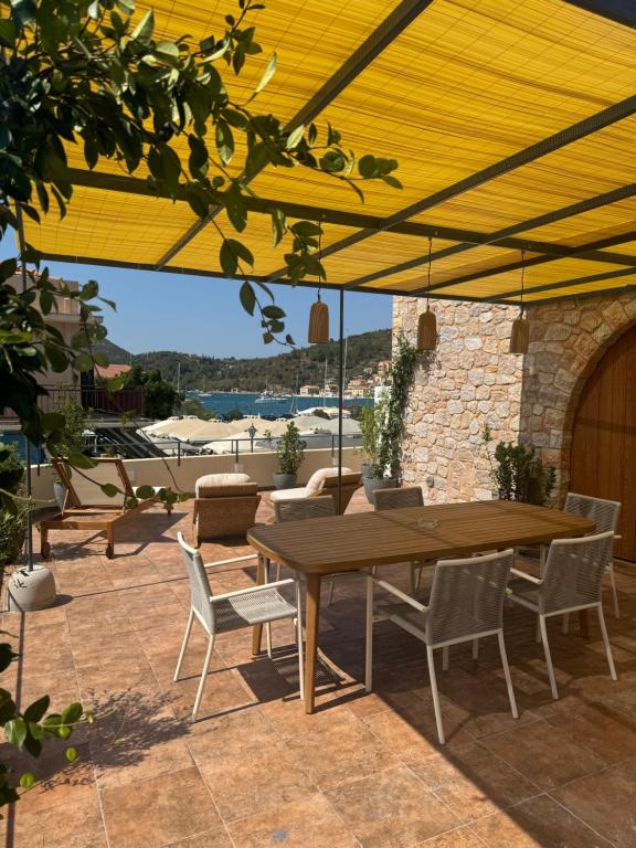 Limone loft central square, Vathi, Ithaka (updated prices 2026)