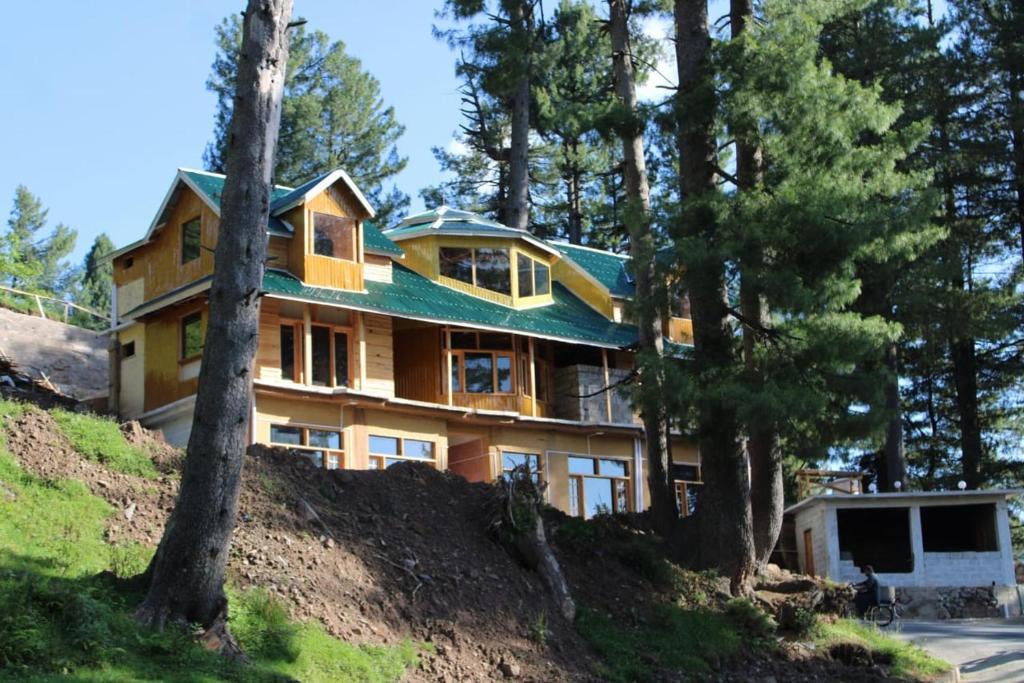 Arcadian Resort & Restaurant Lasdana, Dapli Pīr (preços atualizados ...