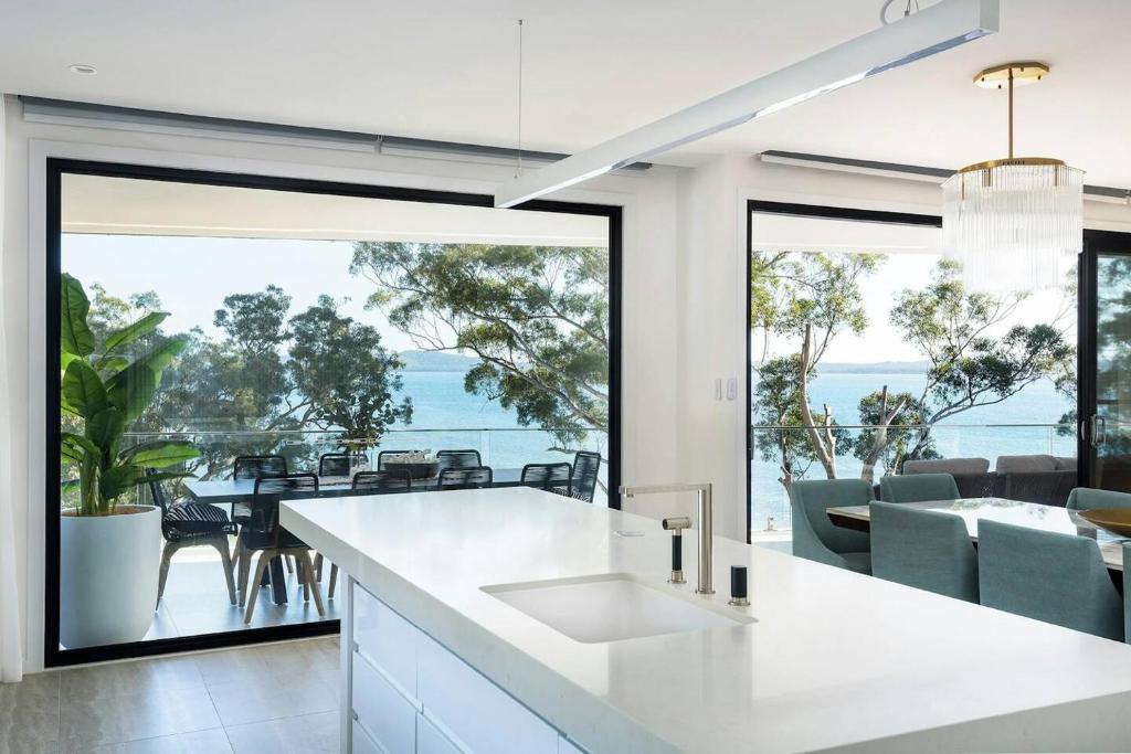 Vue Two - Nelson Bay Waterfront Luxury, Nelson Bay (updated prices 2026)