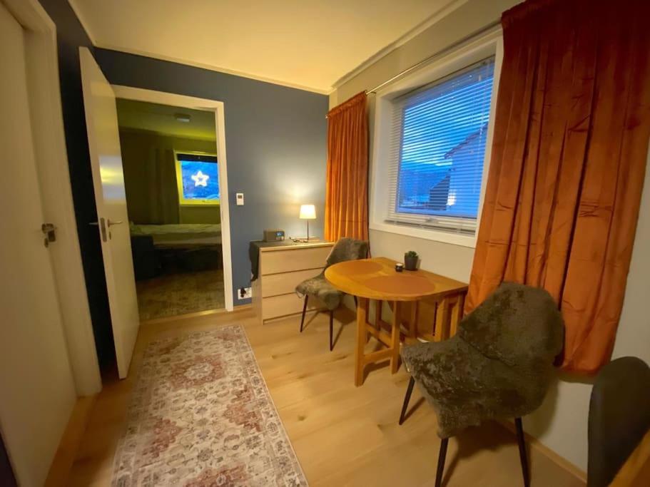 Arctic Escape Close to Tromsø Center, Tromsø (updated prices 2025)