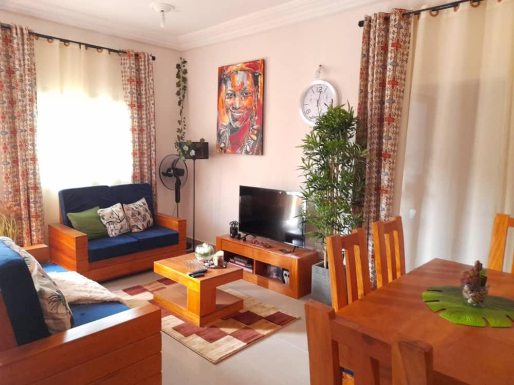 Mbassi's House Mbalmayo, Mbalmayo (updated prices 2025)