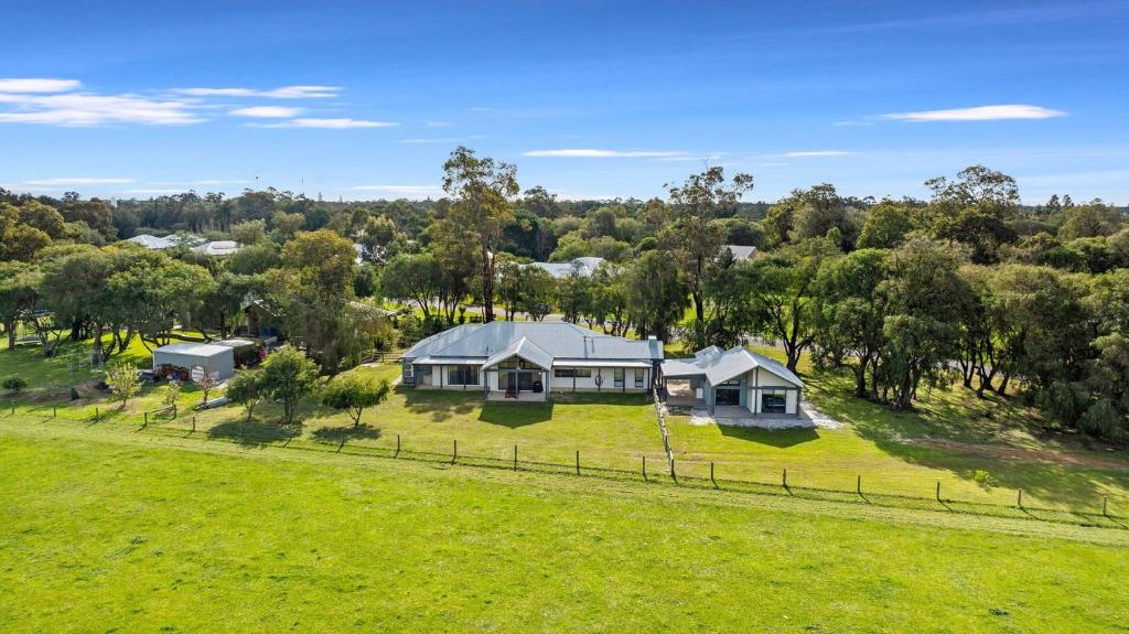 Farm View Retreat, Busselton (updated prices 2025)
